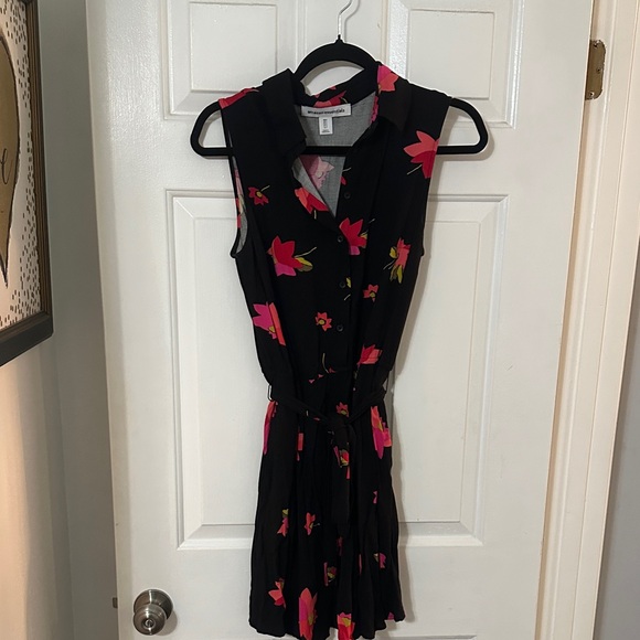 Amazon Essentials | Dresses | Amazon Essentials Black Dress With Pink ...